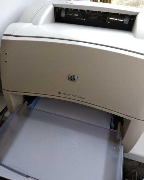 Продам принтер HP 1000