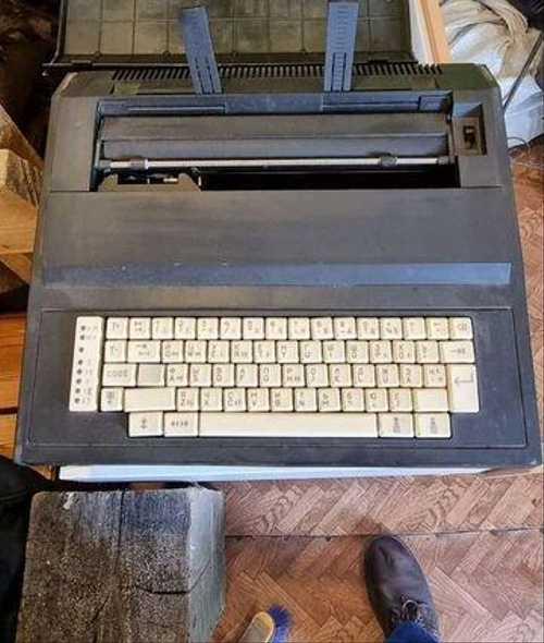 Печатная пишущая машинка "элема" электрическая