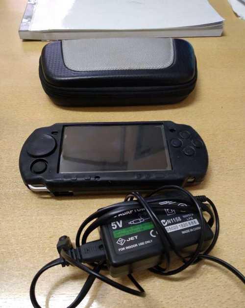 Sony PSP 3008 в отличном состоянии