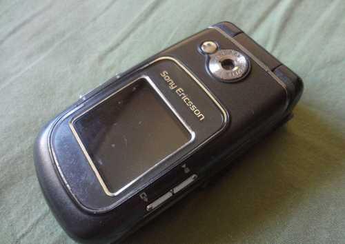 Sony Ericsson Z710i Sony Ericsson J210i