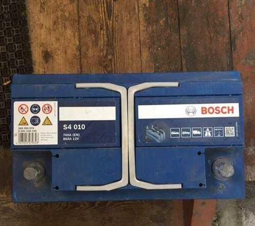 Автомобильный аккумулятор Bosch S4 010