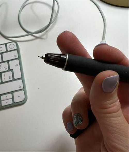 Wacom Finetip Pen 0.4 стилус ручка