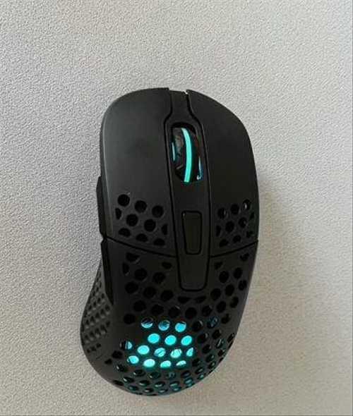 Игровая мышь xtrfy M4 wireless