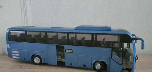 Yutong zk 6120 дилерская модель 1:43