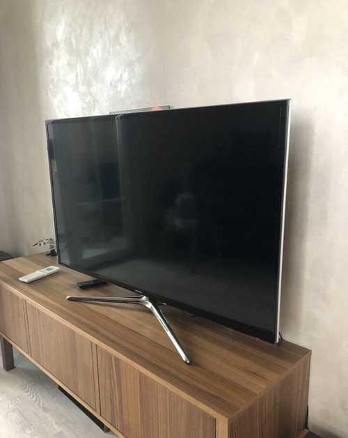 Телевизор Samsung 46 дюймов SmartTV