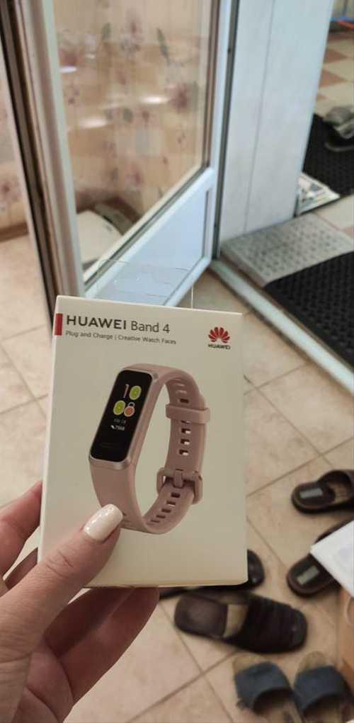 Фитнесс браслет Huawei band4