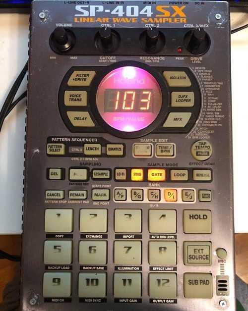 Roland SP 404 SX