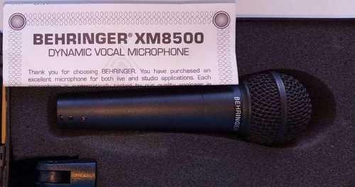 Вокальный динамический микрофон Behringer XM8500