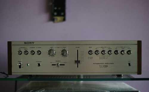 Винтажный усилитель Sony Ta-1066 1973г.в