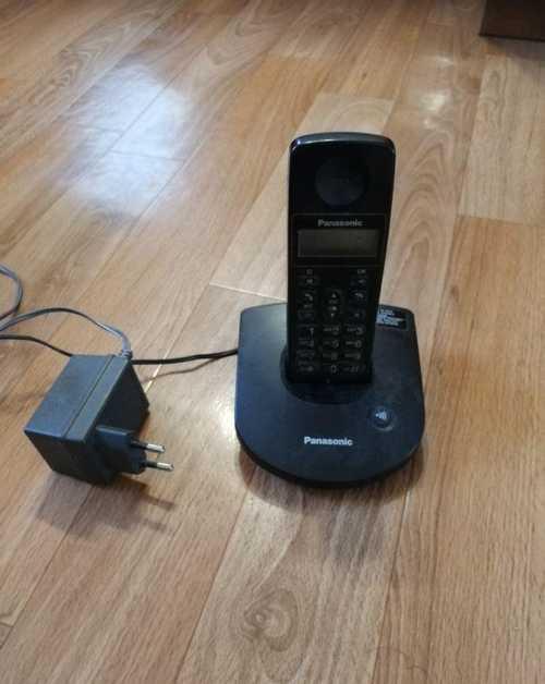 Продаю стационарный переносной телефон Panasonic