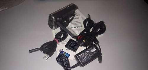 SD-видеокамера SDR-S9 водостойкая и ударопрочная