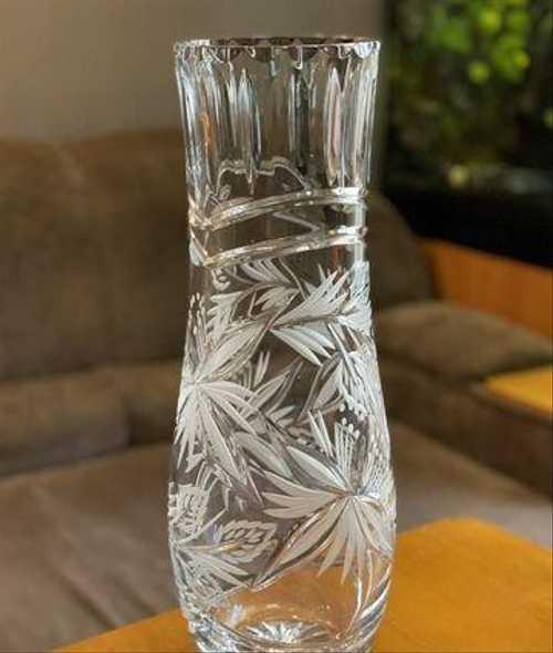 Хрустальная ваза напольная