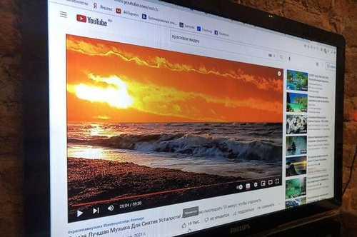 Телевизор Philips 32 + кронштейн