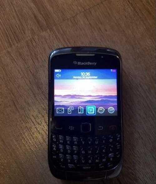 Телефон BlackBerry Curve 9300
