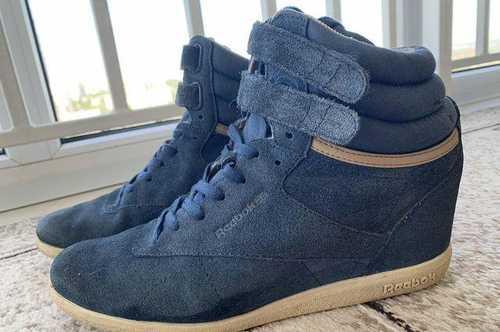 Сникерсы reebok в хорошем состоянии (40 размер)