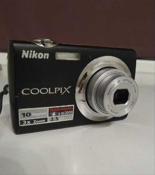 Компактный фотоаппарат Nikon s220
