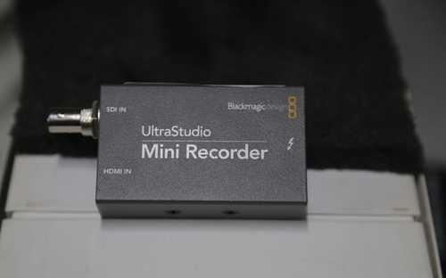 Blackmagic mini recorder