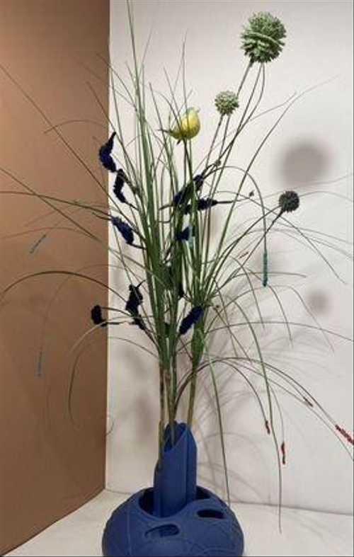 Декоративная ваза синяя с цветами кашпо с птичкой