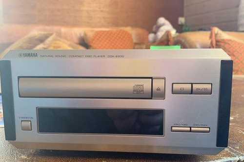 Cd проигрыватель player yamaha CDX-E200