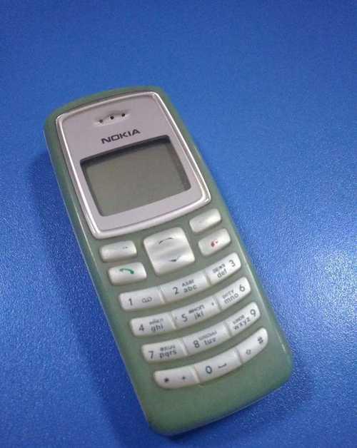 Телефон Nokia 2100