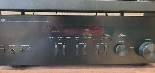 Сетевой стерео ресивер Yamaha r-n301
