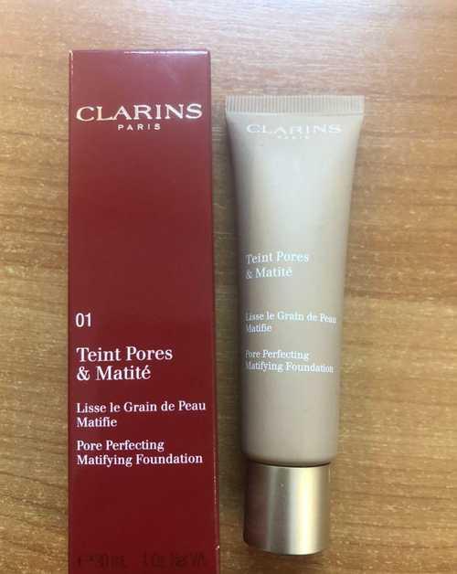 Clarins Тональный крем с матирующим и выравнивающи