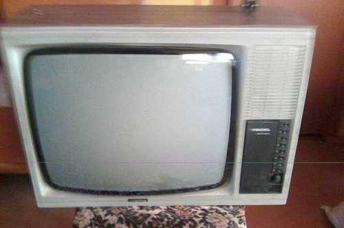 Телевизор черно-белый рекорд СССР