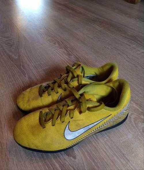 Отдам. Футзалки nike 33 размер, 20.5 см
