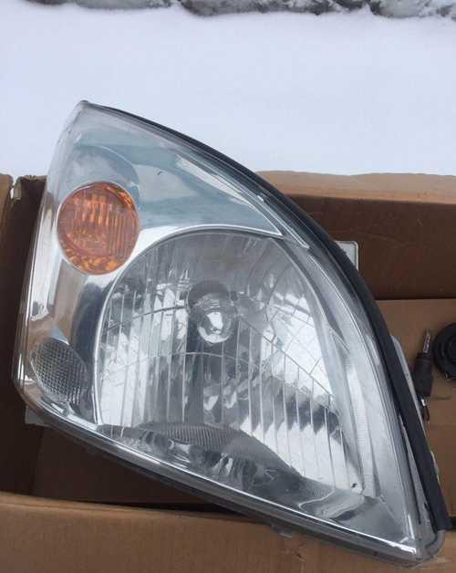 Фара правая прадо 120. Фара Housing PP-t30. Фара Toyota арт. 8110a76240. Туман фары Toyota Land Cruiser Prado бу 2002.