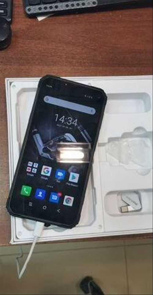 Blackview BV6100 3/16GB 4G NFC 5580mAh 6,88"