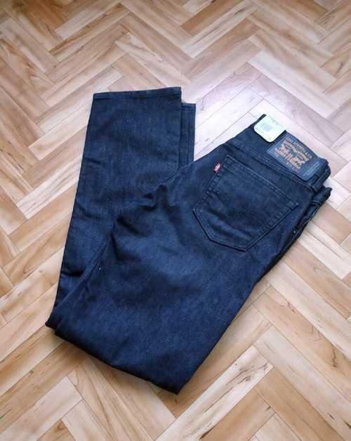 Черные джинсы Levis 504