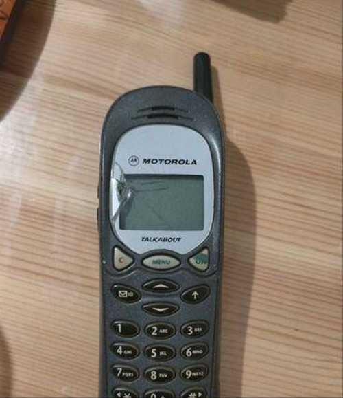 Телефон Motorola (ретро)