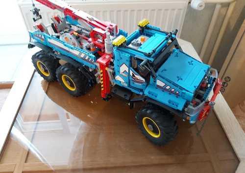 Lego Technic 42070 Аварийный внедорожник 6х6