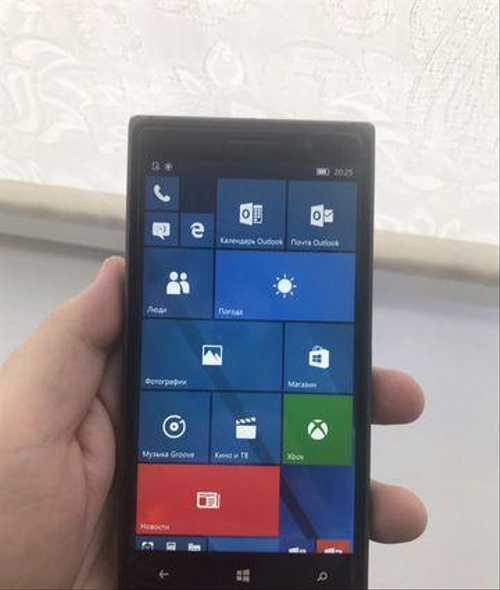 Телефон Microsoft lumia 830