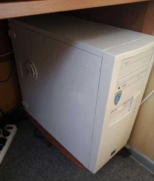Компьютер старый, на запчасти