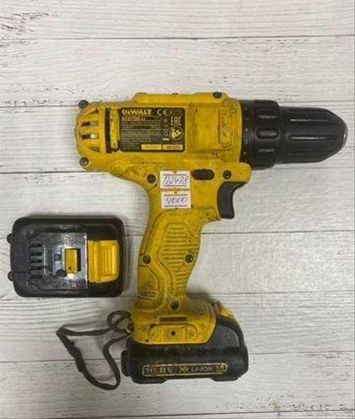 Шуруповерт DeWalt DCD700-ks