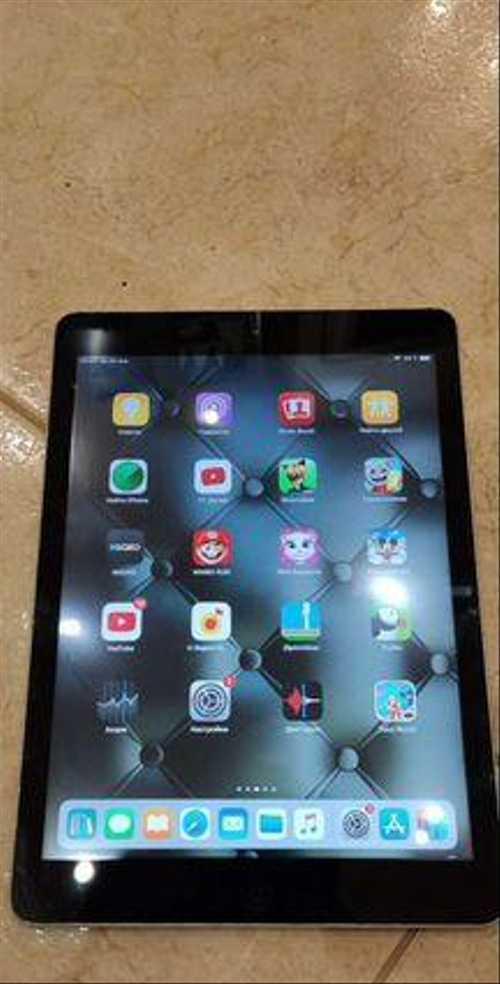iPad air a1475 64gb. wifi + cel