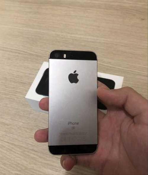 iPhone 5SE (SE) 1-го поколения 128гБ