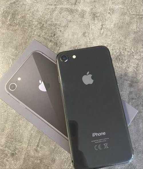 Телефон iPhone 8 64gb