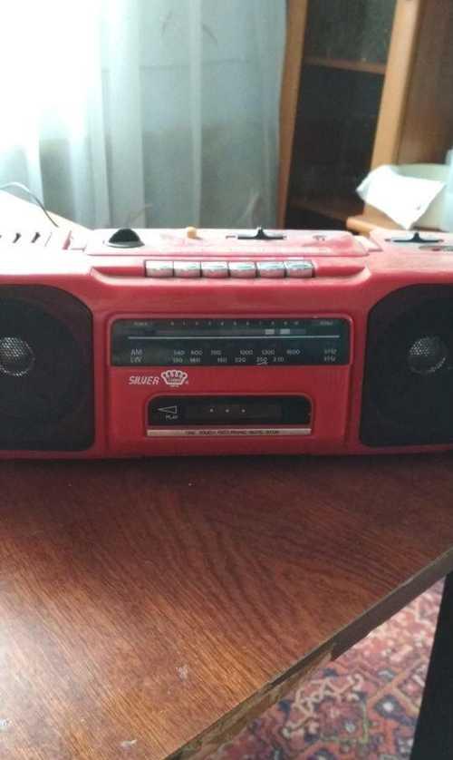 Stereo radio cassette recorder