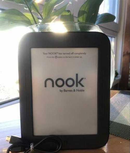 Электронная книга Barnes & Noble Nook Simple Touch