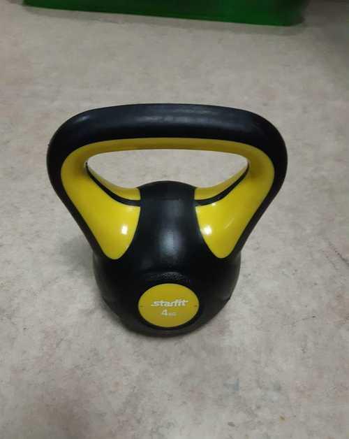 Гиря 4 кг пластиковая Starfit DB-502 для фитнеса