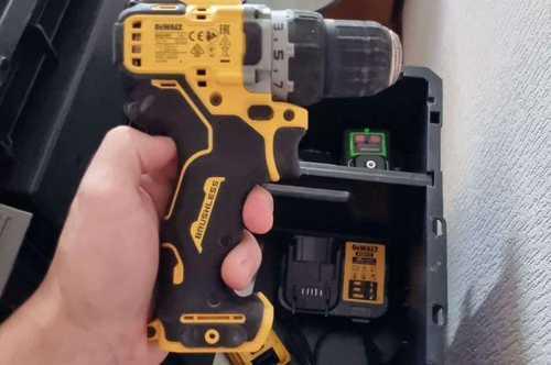 Шуруповерт dewalt dcd701