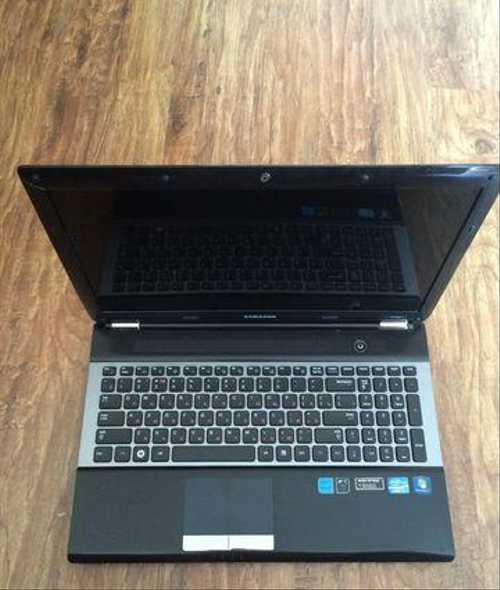 15.6" Ноутбук SAMSUNG NP-RC530-S05RU (HD)