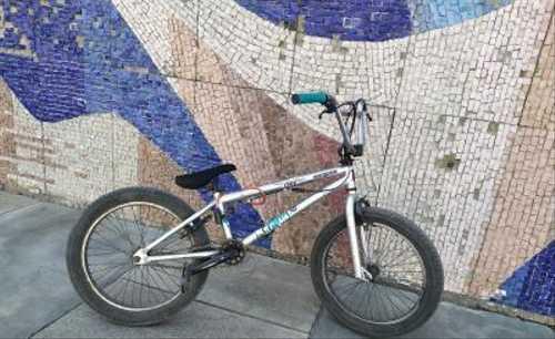 BMX Mongoose Legion L40