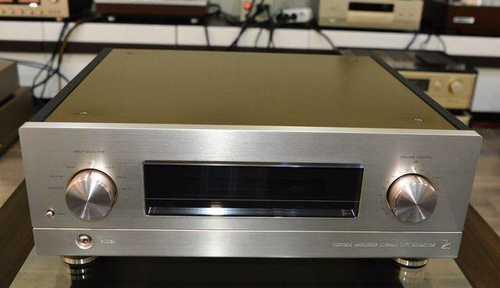 Luxman C-7F