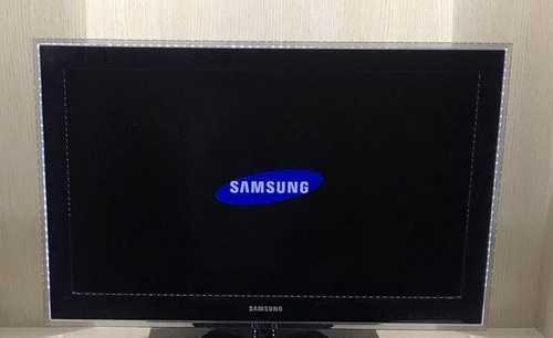 Телевизор Samsung le32d550k1w с подставкой
