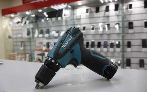 Дрель-шуруповерт makita DF330DW