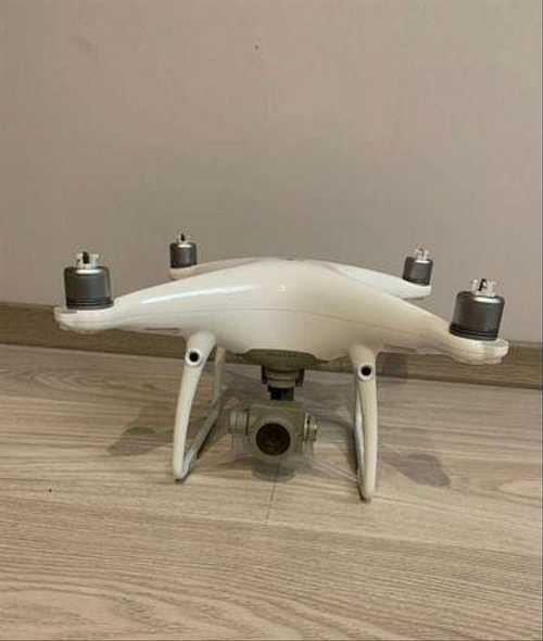 Квадрокоптер DJI Phantom 4 PRO V2.0