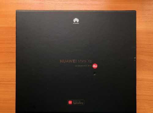 Смартфон Huawei Mate XS